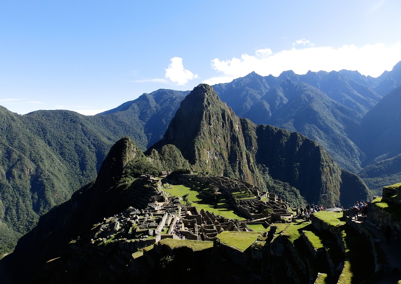 Explorando as Ruínas Incas: Uma Jornada pela História do Peru - Mundo ...